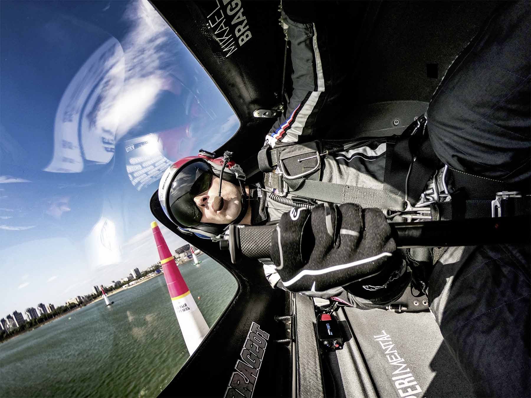 Red Bull Air Race – Die neue Saison kann beginnen | Cockpit